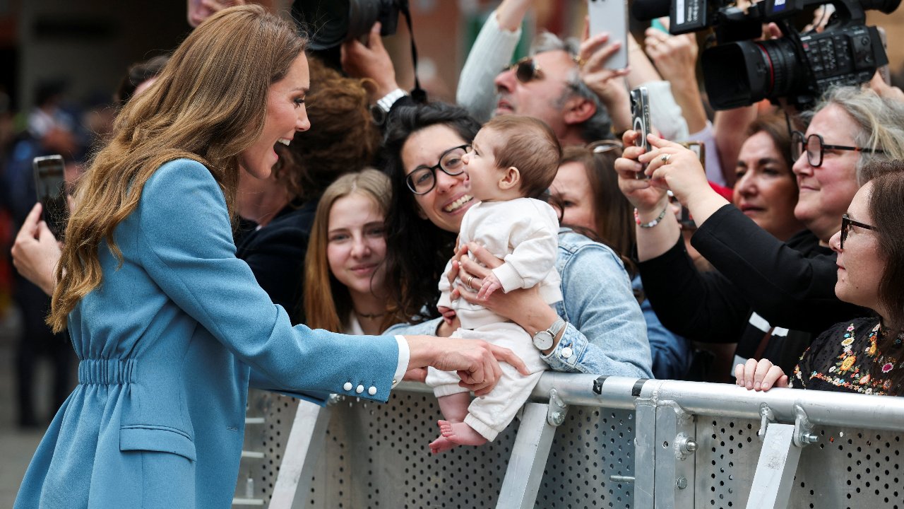 Watch: Princess of Wales greeted by cheering crowds as she arrives for ...