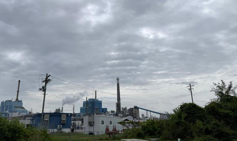 North Charleston firefighters put out evening chemical plant blaze