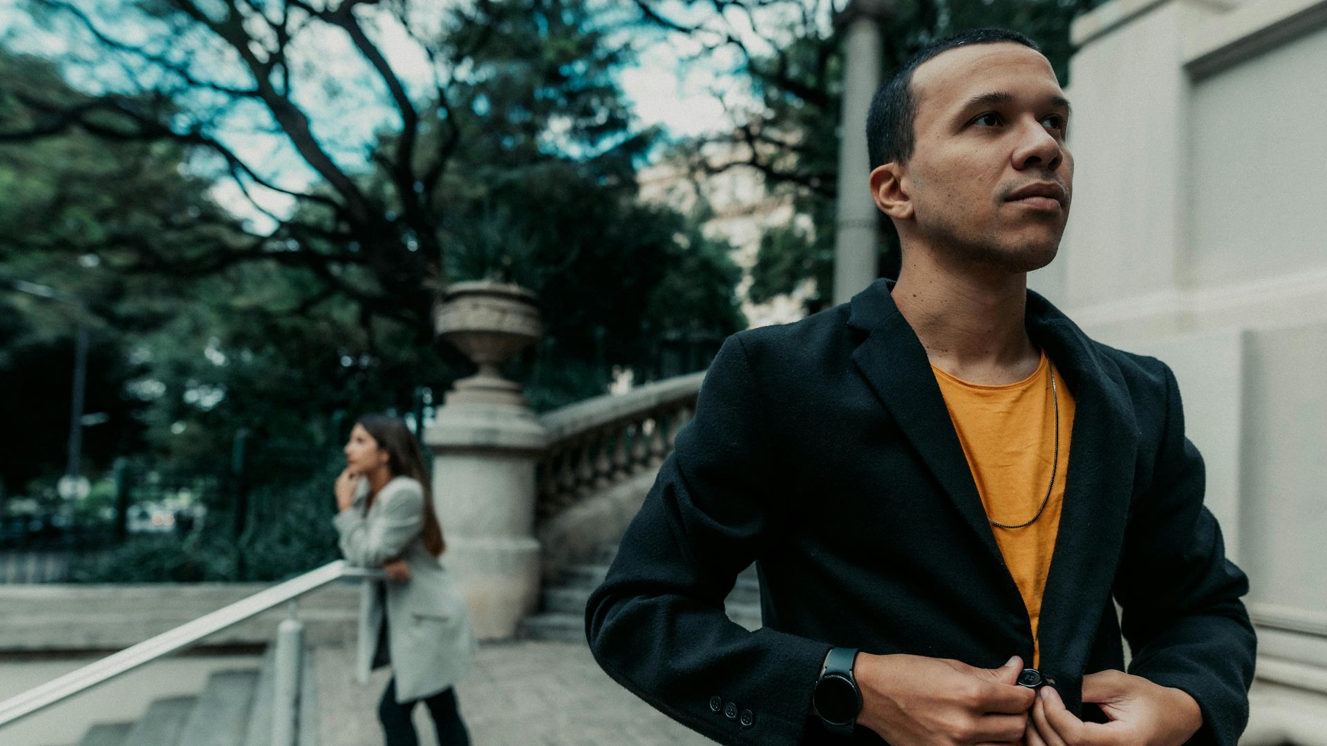 20 things that make men jealous that they'll never admit