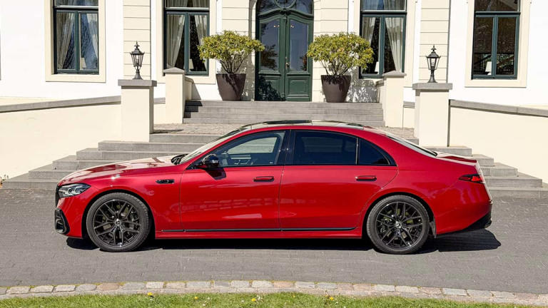 Sorry, internet—the 2027 Mercedes S-Class is still a proper S-Class: Review
