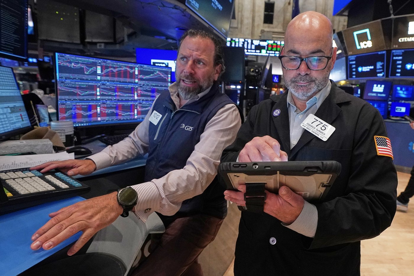 TSX falls nearly 250 points, US markets post mixed results as big tech ...