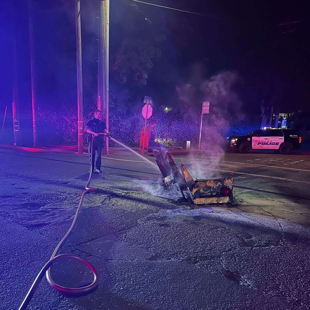 Couch fire extinguished by Chico police | Midday report