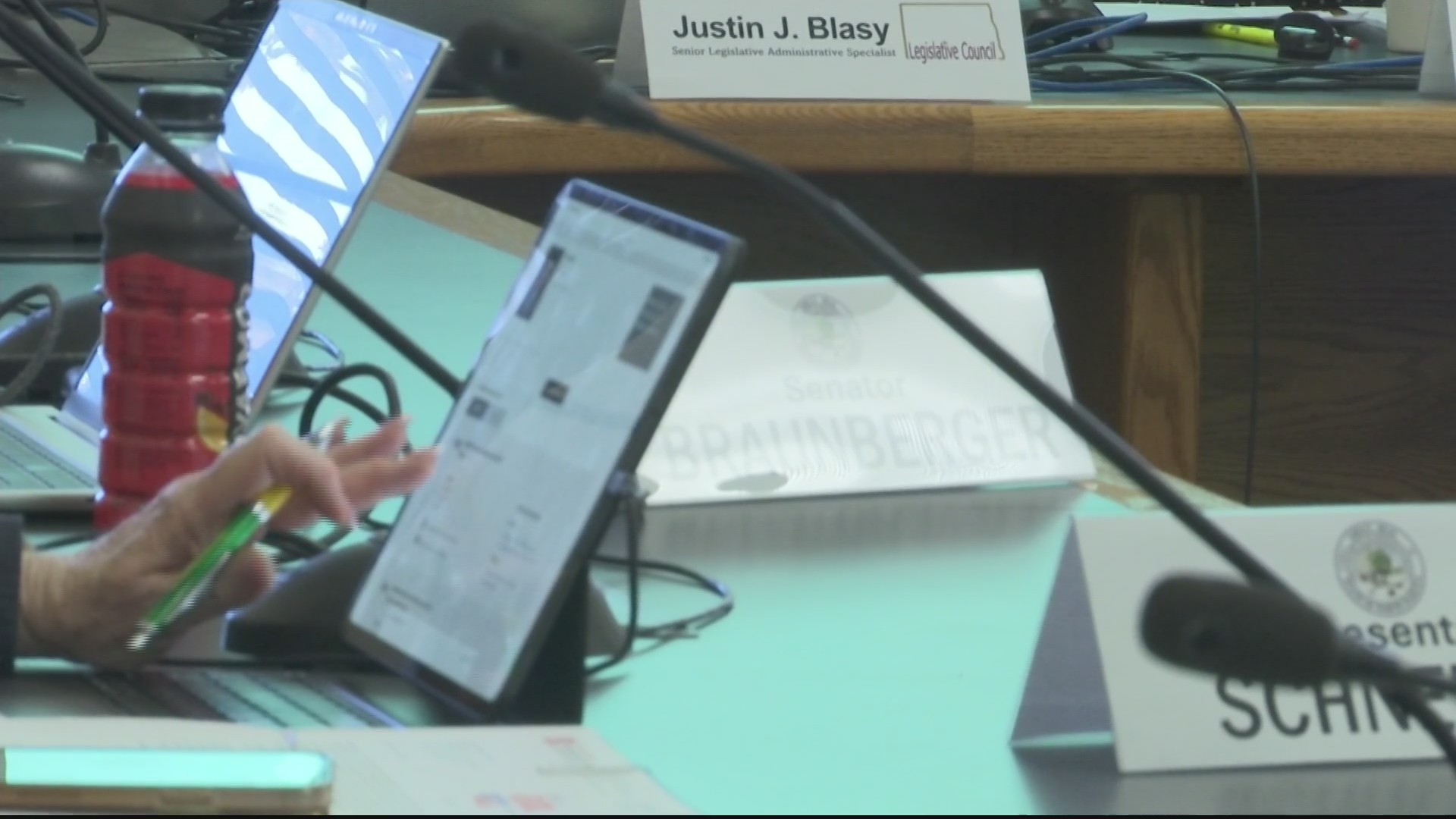 ND lawmakers hold hearing on policing AI-related crimes