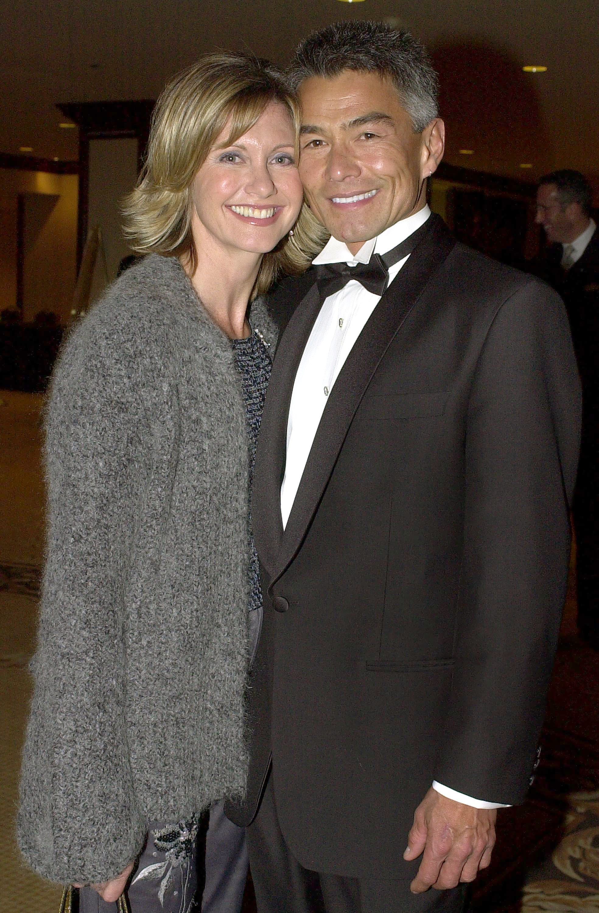 New book on Olivia Newton-John delves into unsolved disappearance of ...