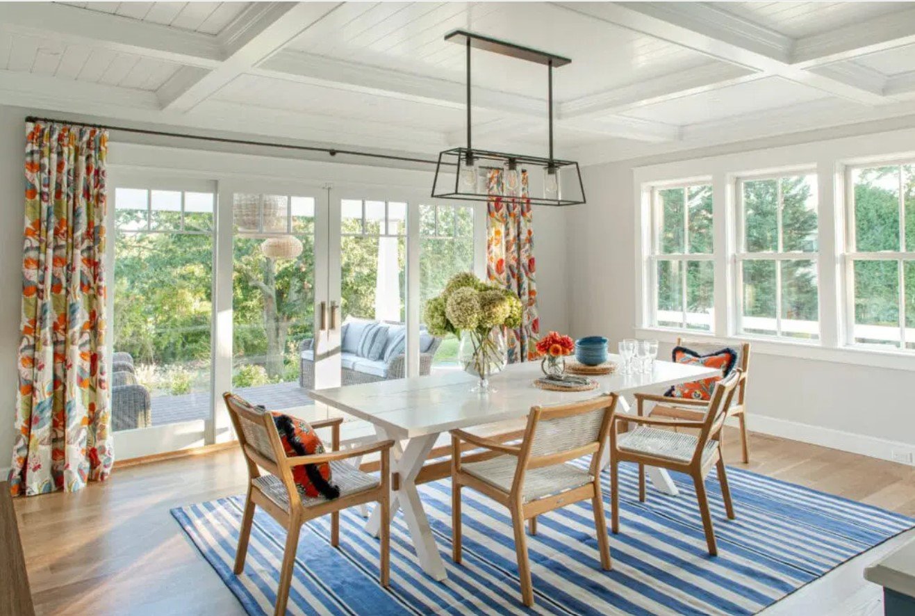 A 'useless' dining room got color-drenched and now is the coziest ...