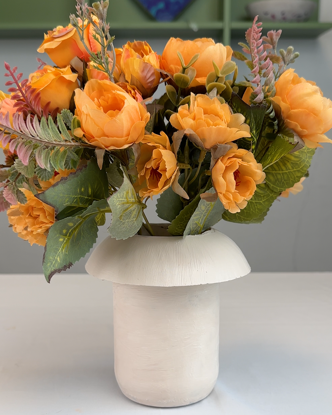 Transforma tu frasco de vidrio en un jarrón de flores💐