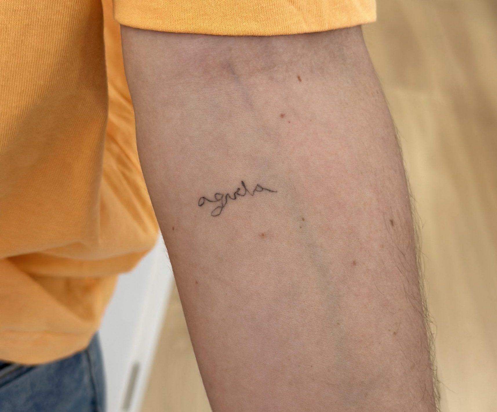 Qué zonas del cuerpo hacen que los tatuajes fineline duren menos tiempo