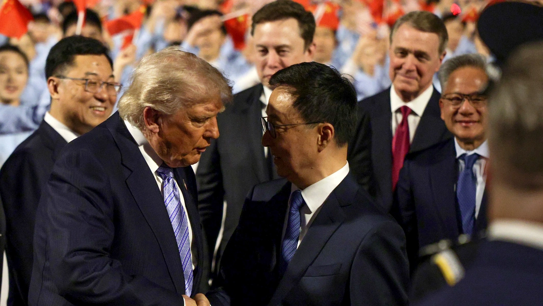 Trump leaves contingency letter for Vance during China trip