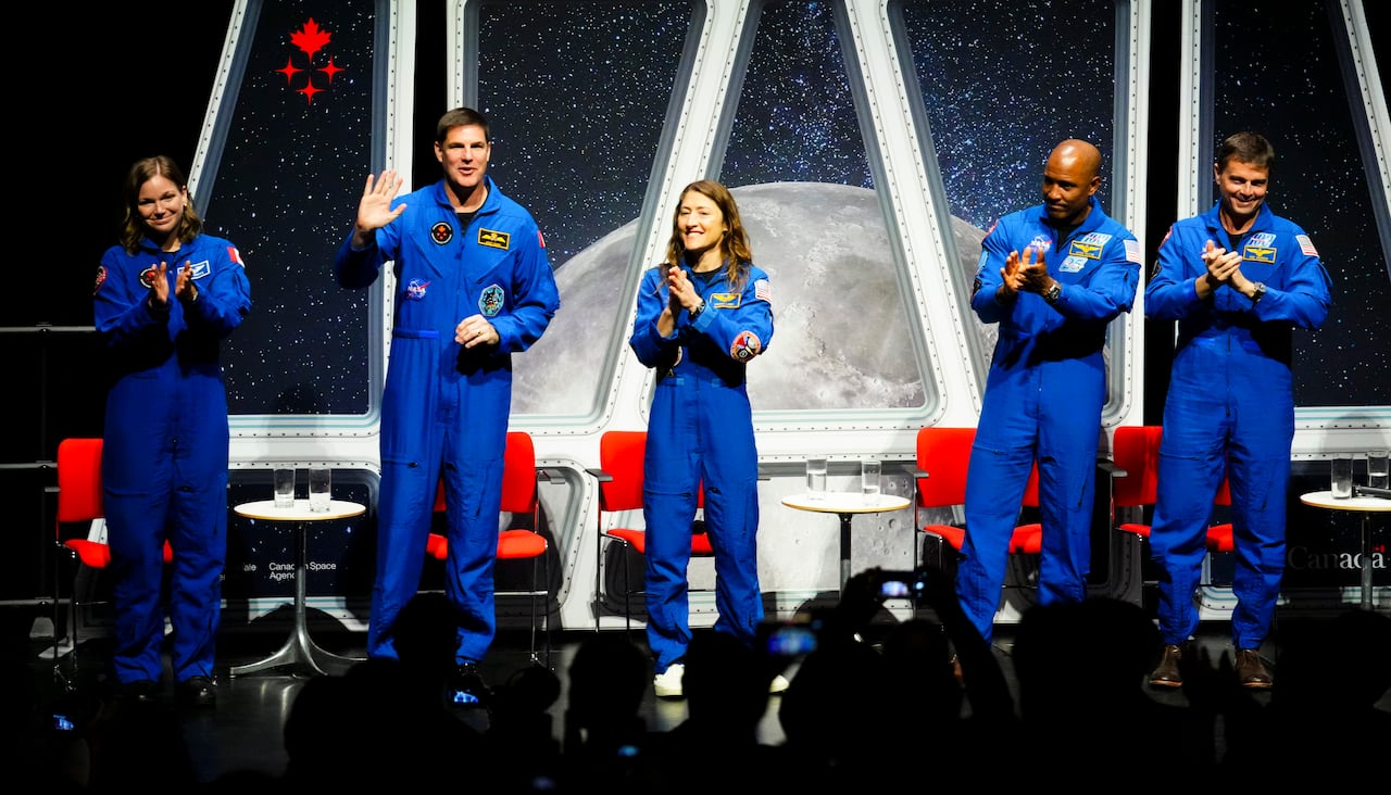 Ottawa space enthusiasts soak in Artemis II astronaut visit