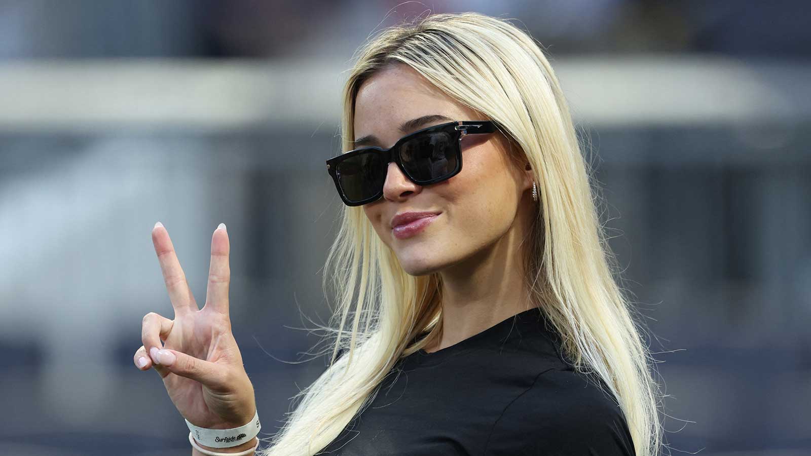 Livvy Dunne slays in SI Swimsuit Issue, then watches Paul Skenes slay ...
