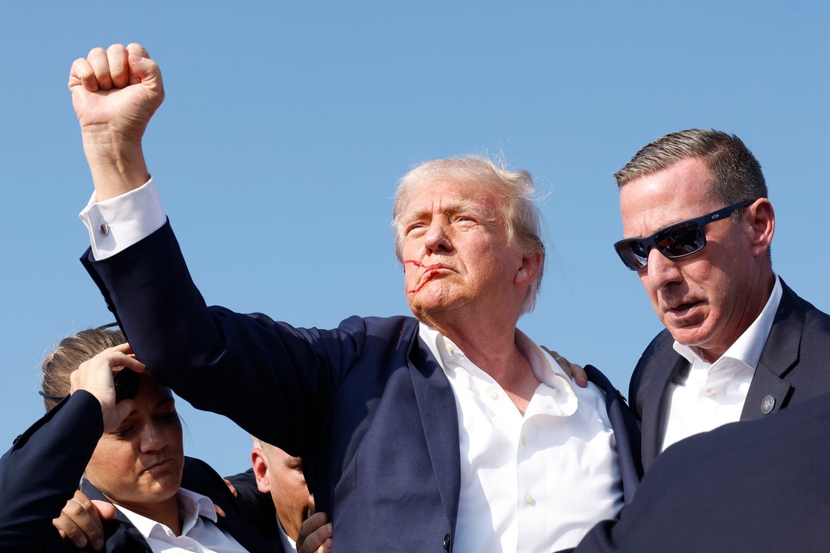 Trump has left letter for Vance in case of assassination, insider says
