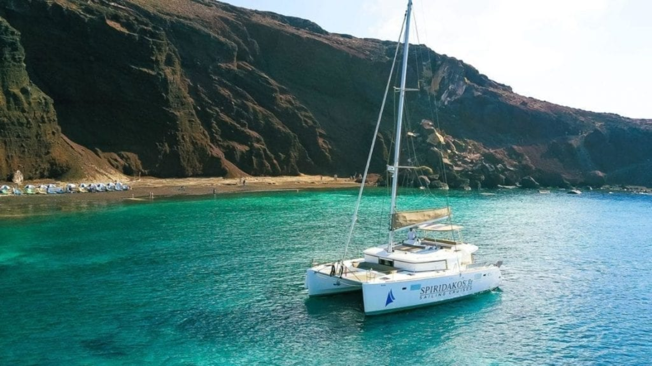 10 things worth doing in Santorini, Greece for first-time visitors
