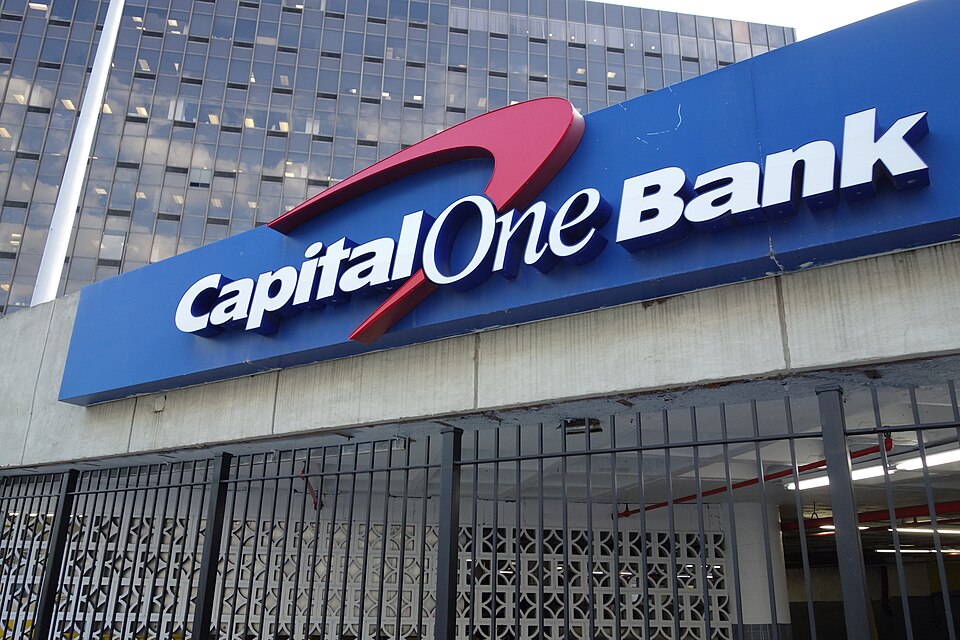Capital One Bank to pay $425 million in savings account settlement ...