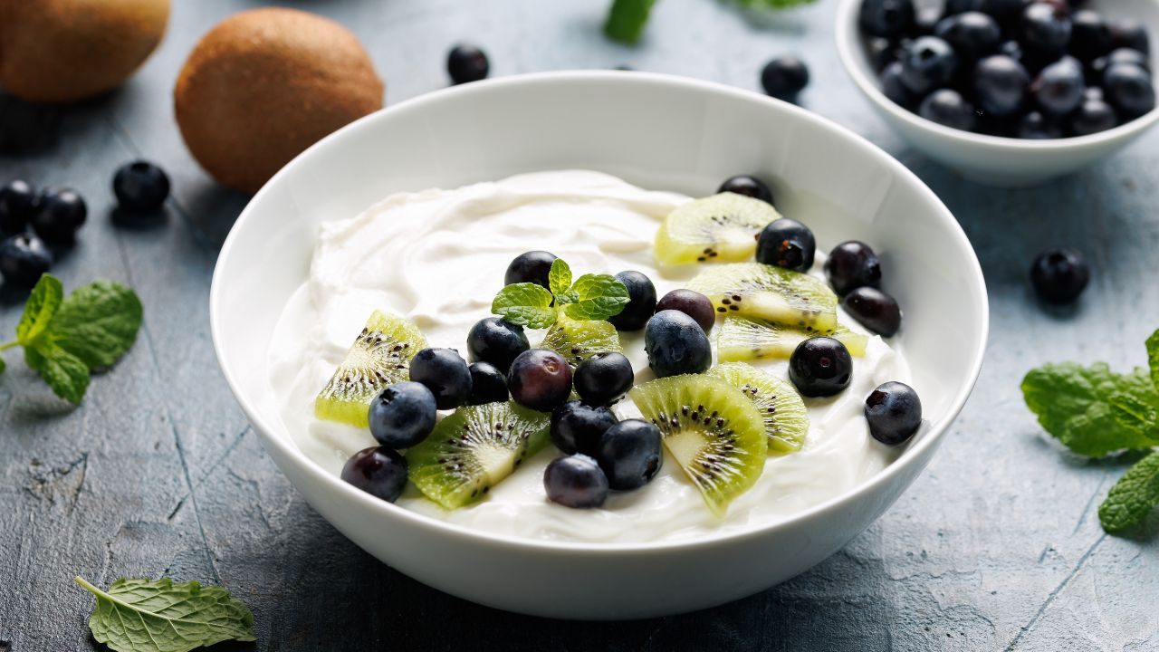 25 high-protein, low-carb foods commonly used in balanced meals