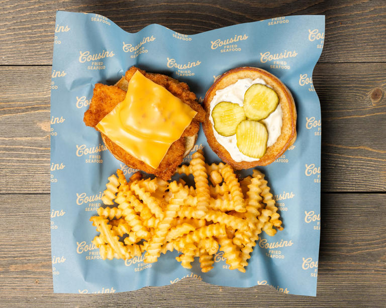 Cousins Maine Lobster debuts new fried seafood concept in Louisville
