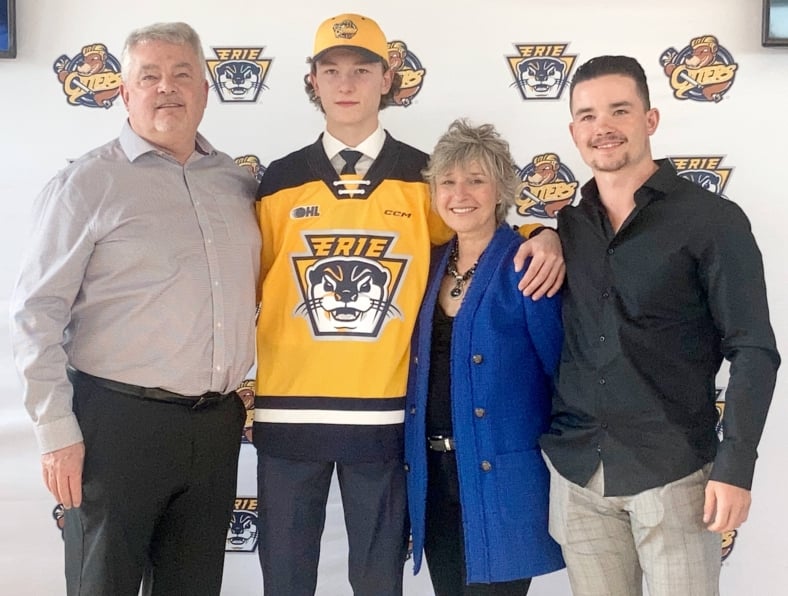 Islanders star rookie Schaefer receives prestigious honor