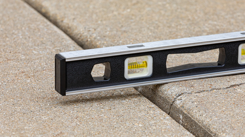 Repairing cracks in concrete? Avoid these common mistakes at all costs