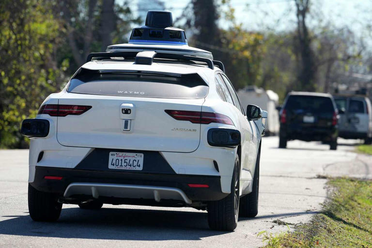 Have a complaint about Waymo cars or other driverless vehicles? Here's ...