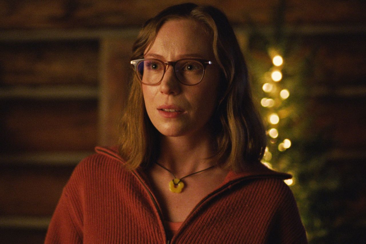 Hacks star Hannah Einbinder says her standup and acting careers came ...