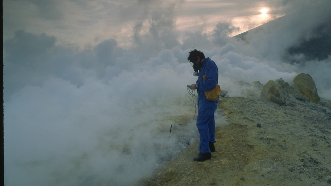 Mantle gases signal early stage of Africa's potential split