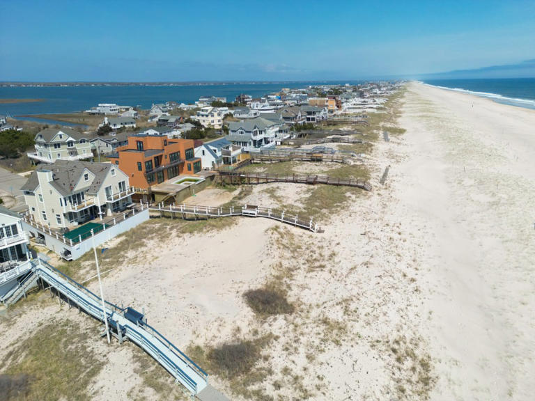 $100K-per-week rental homes in Hamptons are empty ahead of US Open golf ...