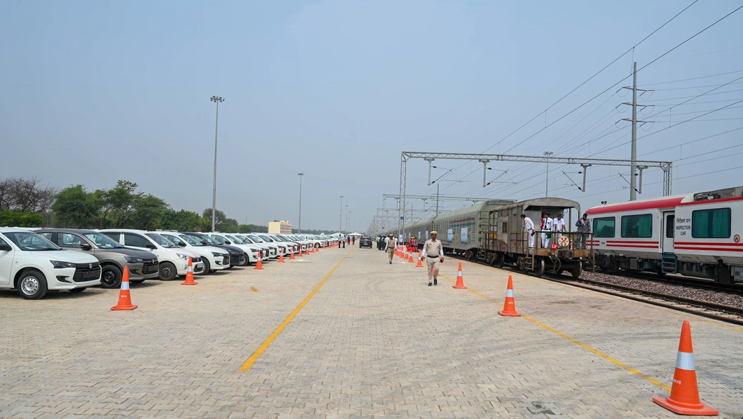 Maruti Suzuki hits 30 lakh rail dispatches, targets 35% by FY31