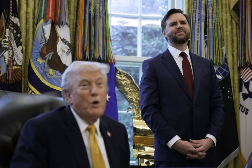 Trump secretly hid 'If I die' letter in drawer for JD Vance before ...