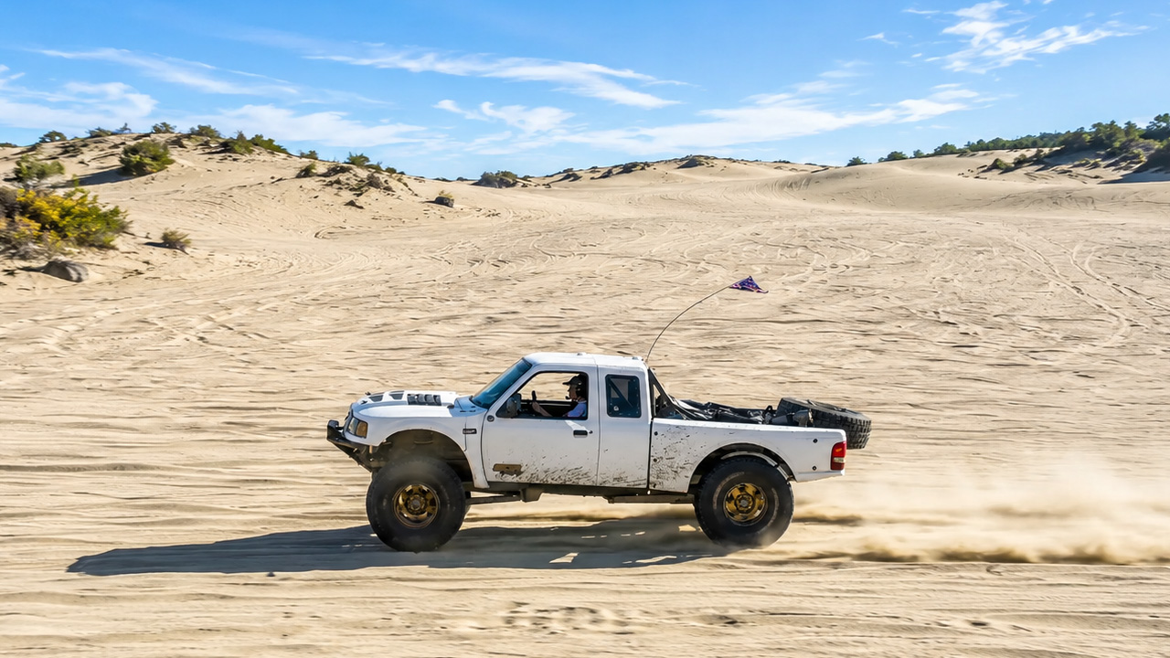Full send through Glamis Dunes with our offroad prerunner