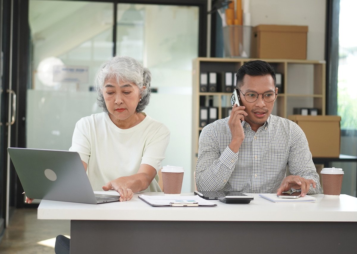 Asian American small business owners carry the highest personal ...