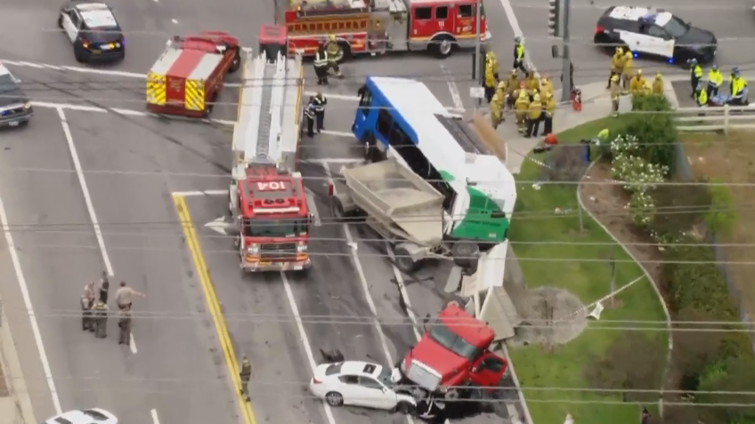 13 people injured in Santa Clarita after crash involving city bus, big rig