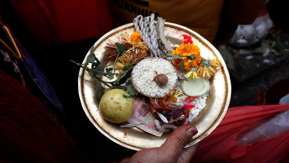 Tamil Nadu temple's 'money as prasad' ritual sparks online divide