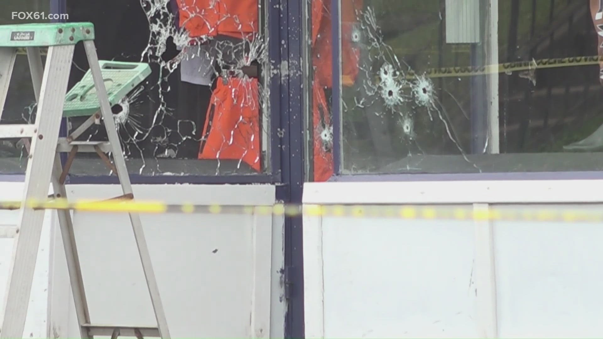 Multiple gunshots fired at Windsor store window