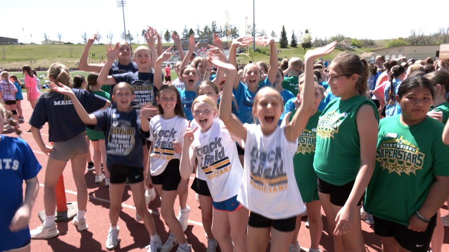 Bismarck fifth graders race to the finish at end-of-year track meet