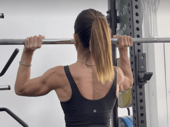 Danica Patrick shows off jaw-dropping ripped physique in latest upload