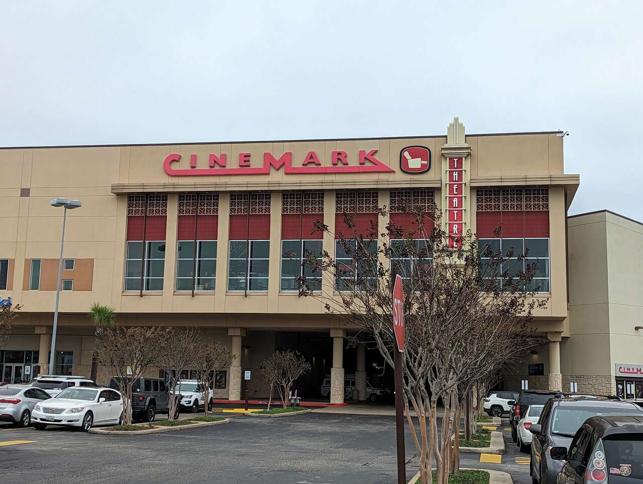 Cinemark to offer $1.75 family movie tickets with Summer Movie ...