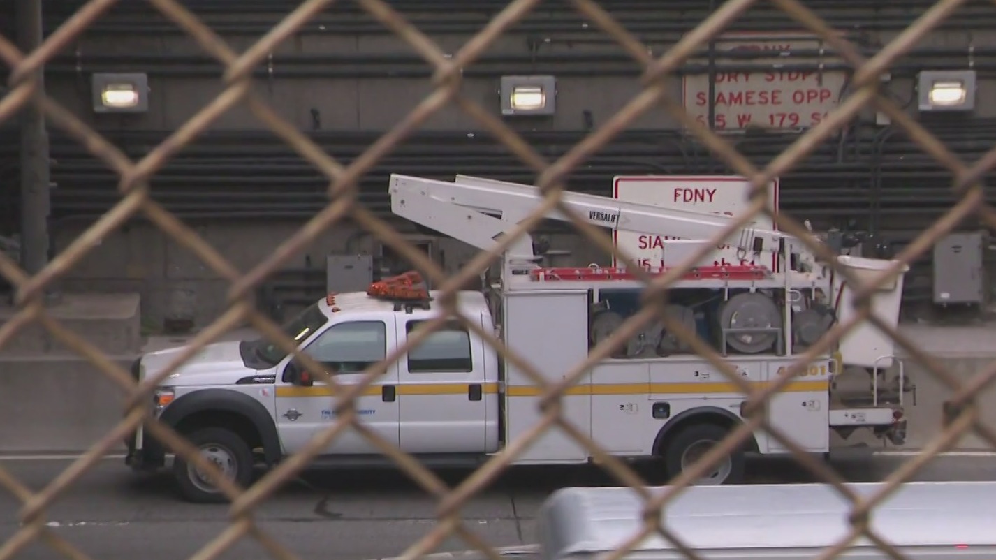 Debris falls onto vehicle on Cross Bronx Expressway