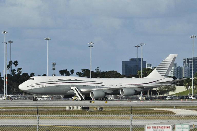 Air Force affirms $400 million cost estimate for jet from Qatar