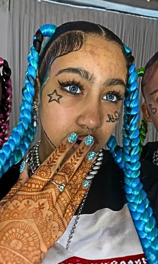North West reveals finger piercing 🚨