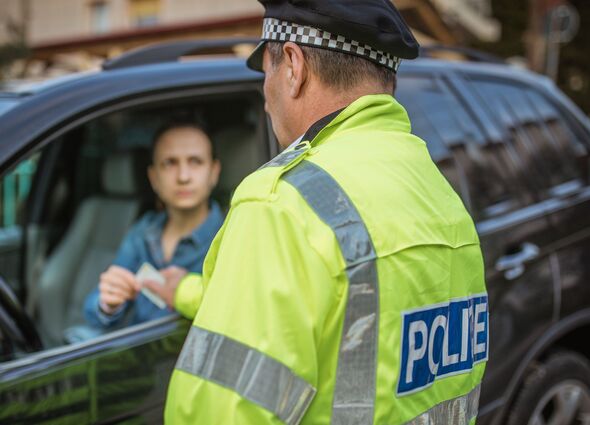Police pull over drivers with new roadside test in 'world first' - 2 ...