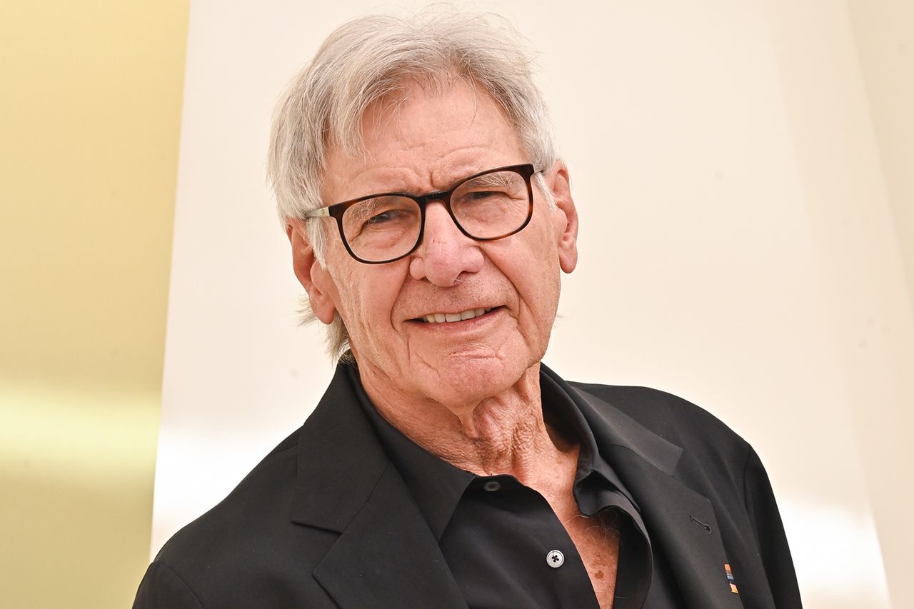 Harrison Ford encourages ASU graduates to 'go change the world' in ...