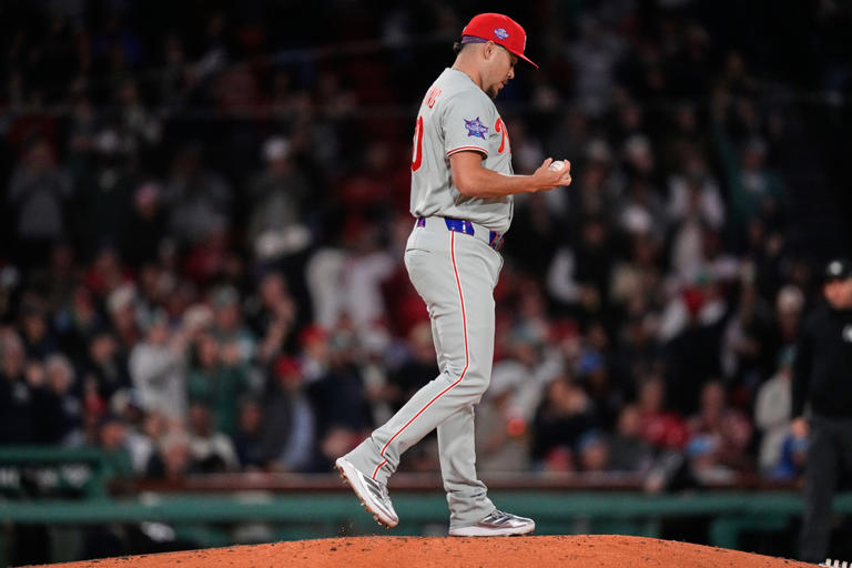 Rafaela's pinch 2-run homer leads Red Sox over Phillies 3-1 as ...