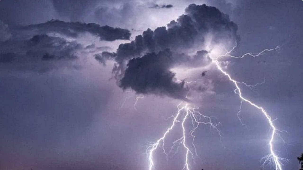 Odisha weather alert: 21 districts face thunderstorm, lightning and ...