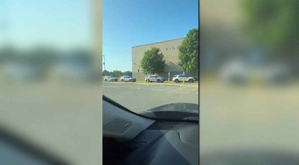 Three Rutherford County students charged for assaulting teacher and SRO ...