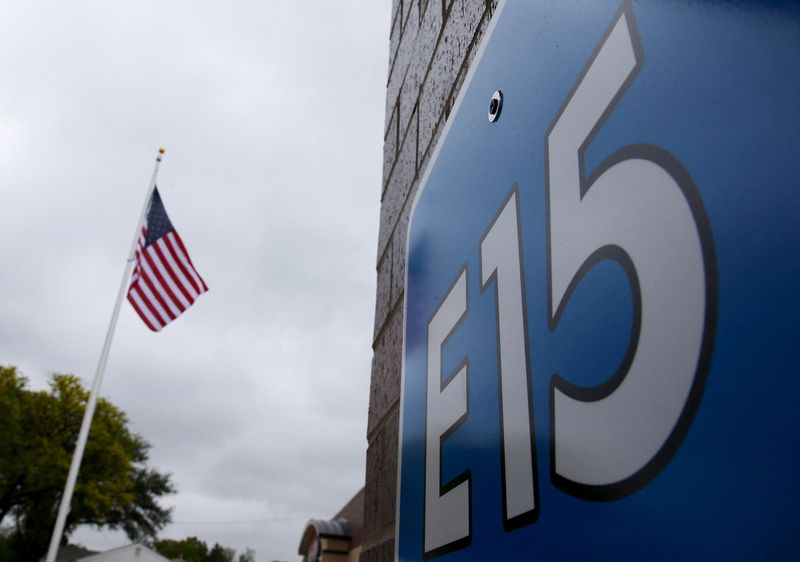 US House passes bill allowing year-round sales of E15 gasoline