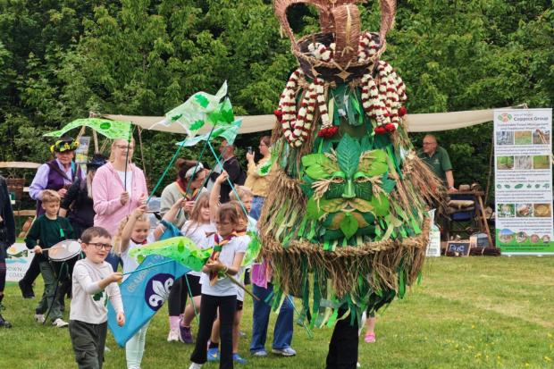Revived May Day event draws hundreds to celebrate crafts and music