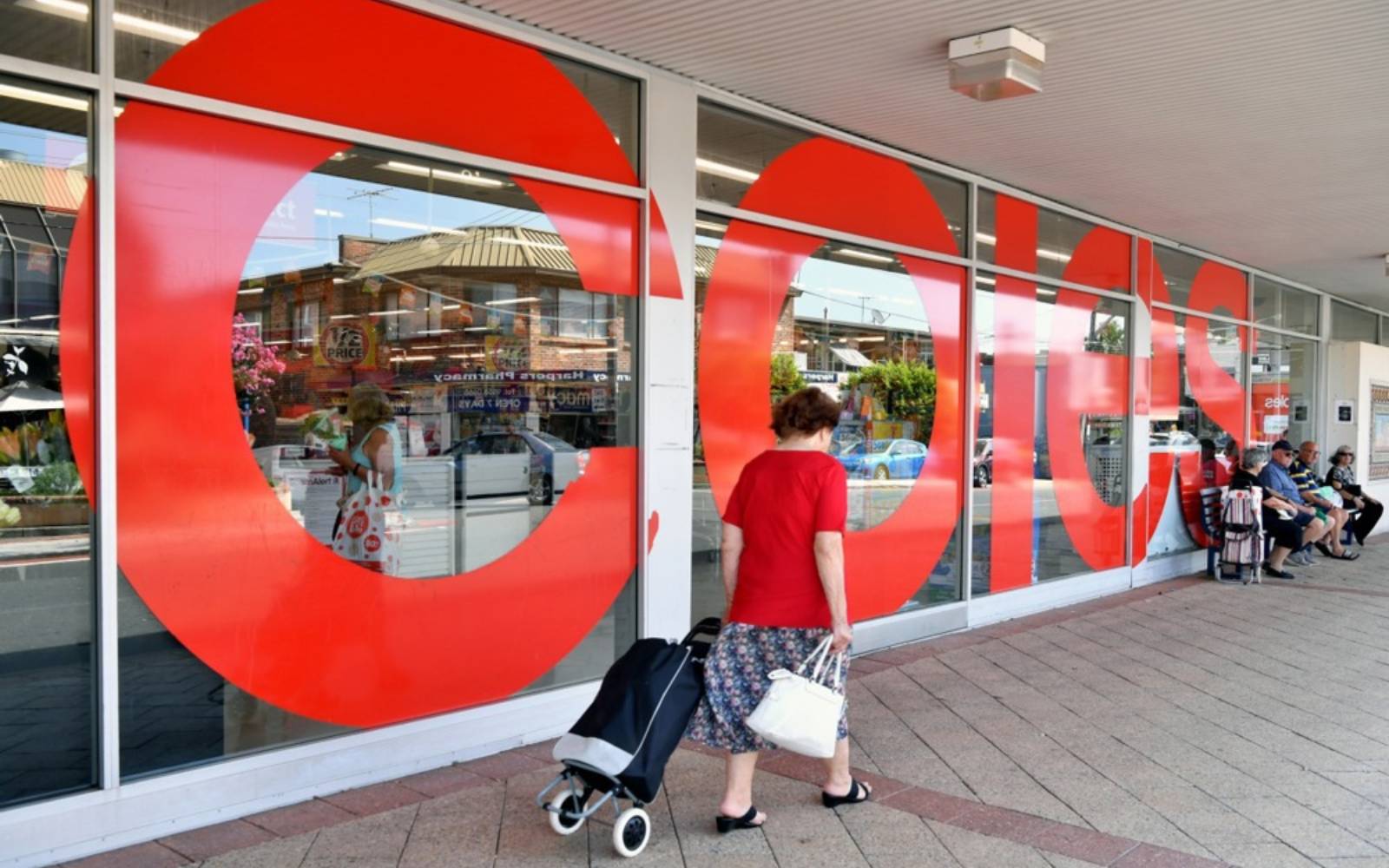 Australian court finds grocery giant Coles misled shoppers over discounts