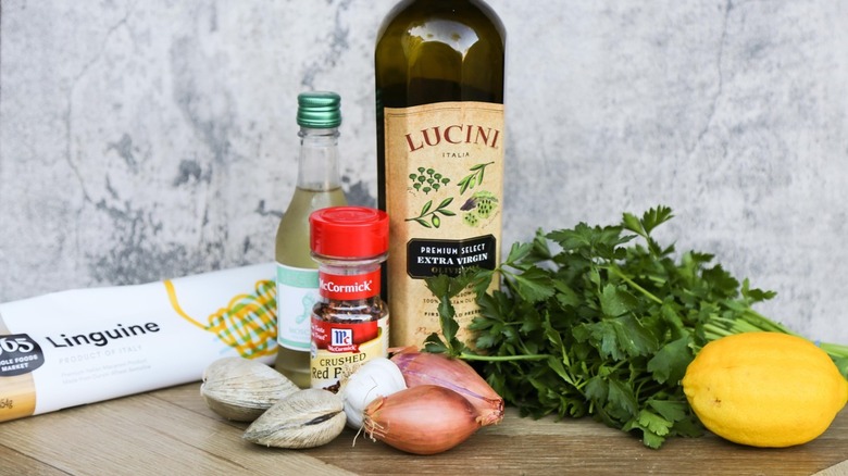 Linguine and clams