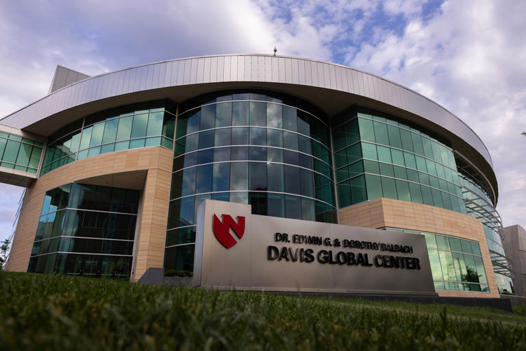 Doctor on ship who helped care for passengers with hantavirus leaves ...