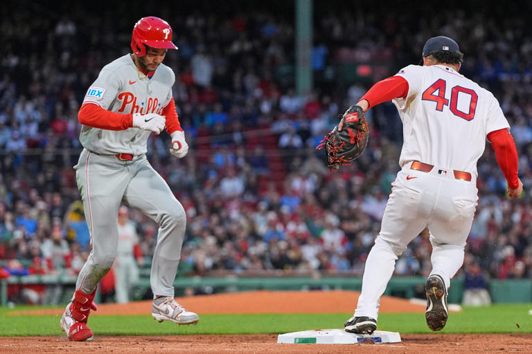 Rafaela's pinch 2-run homer leads Red Sox over Phillies 3-1 as ...
