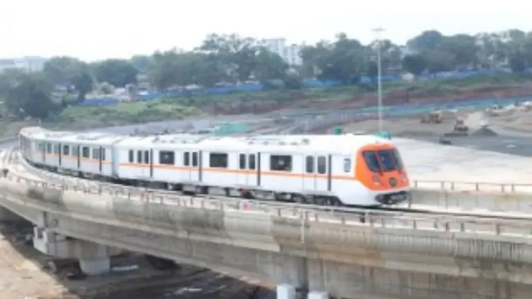 Railways to run additional metro, local trains for WBCS aspirants